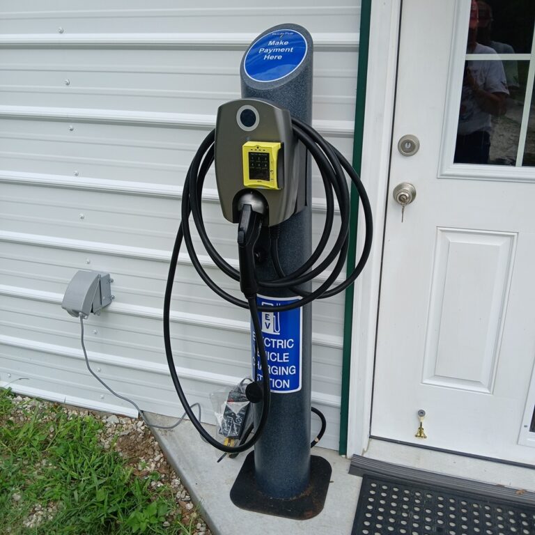 .6655 - Nayax Cashless Payment VendaVolt Model 2001 Smart Level 2 EV ...
